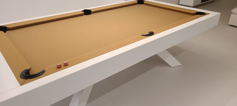 Model Modern White oak POOL TABLE