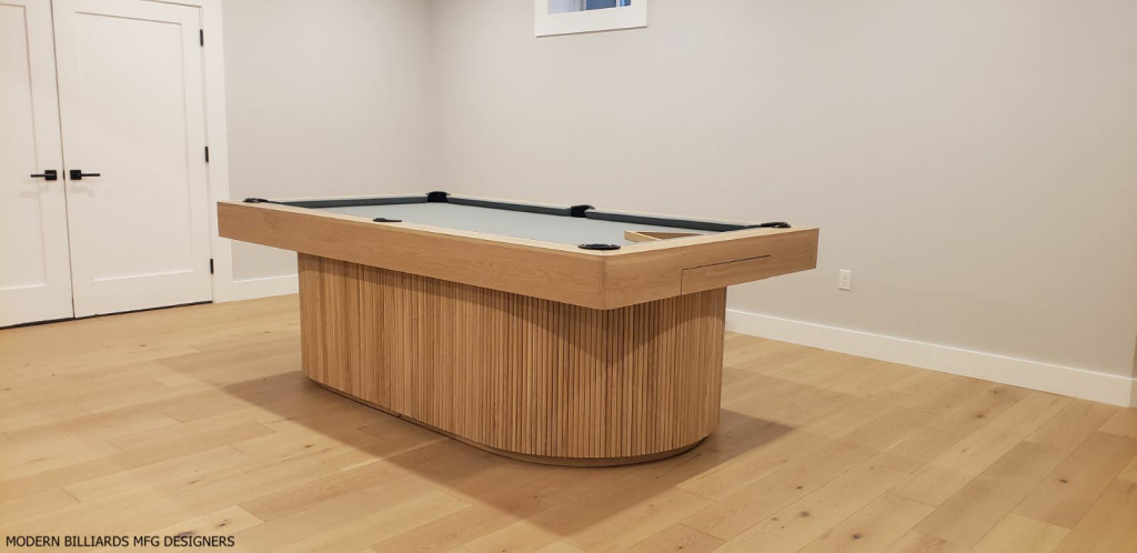 Model Modern White oak POOL TABLE
