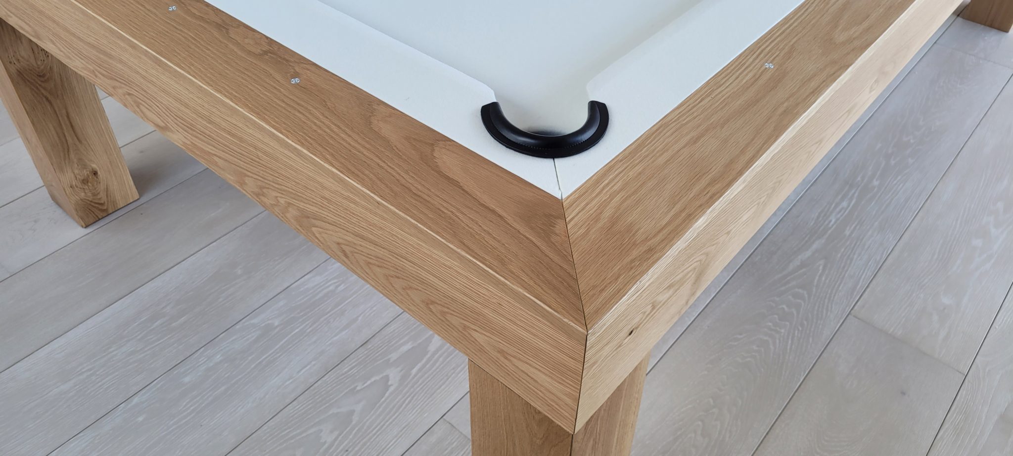 MODEL MODERN NATURAL WHITE OAK RIFT POOL TABLE